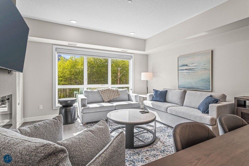 2 Bed/2 Bath Sparrowhawk Resort-sleeps 6 - Canmore