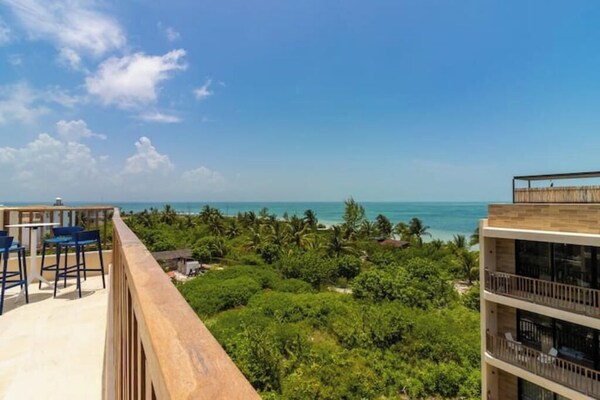 2 Br Rooftop Retreat Apartment / Breathtaking Sunset Ocean Views - A301 - Holbox