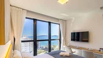 Estúdio Básico | Ferro/tábua de engomar, Wi-fi grátis