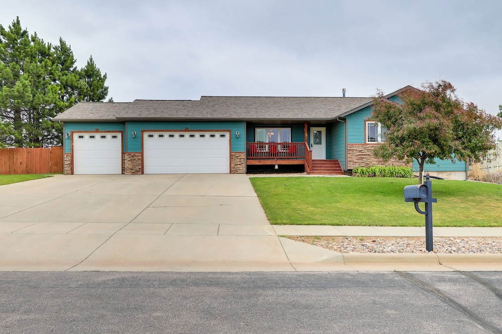 Roomy Piedmont Home W/ Yard < 14 Mi To Sturgis! - Pactola Lake, Rapid City