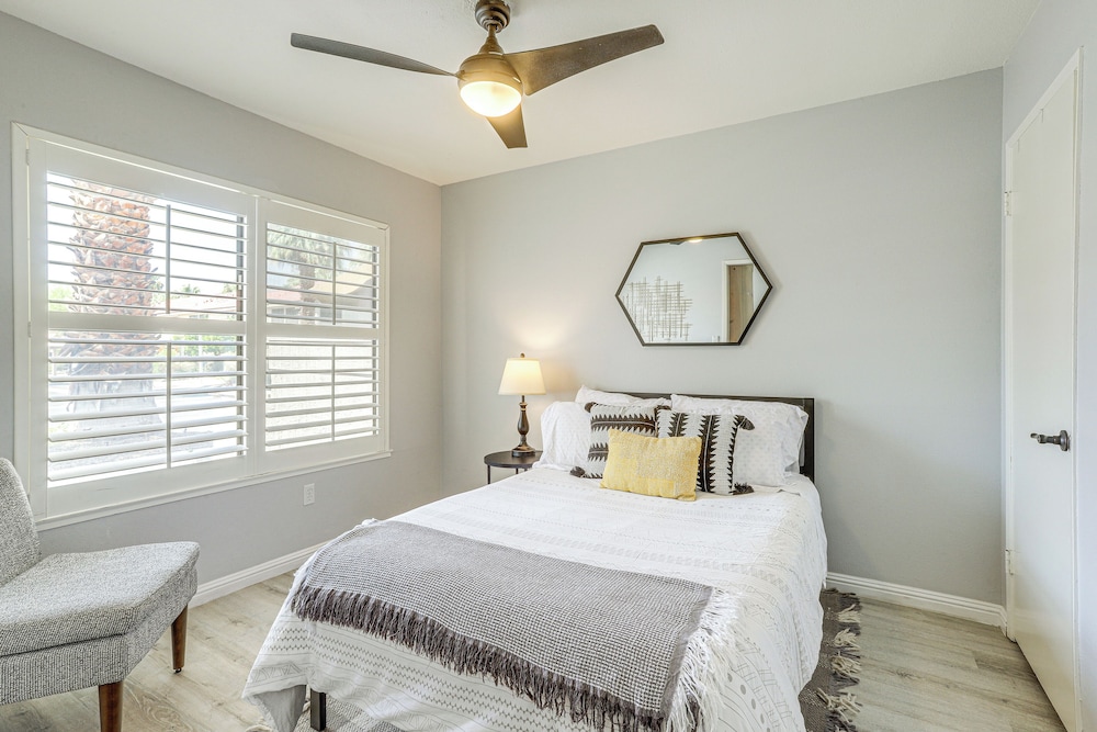 Pool Access & Mtn Views: Palm Springs Retreat! - Palm Springs, CA