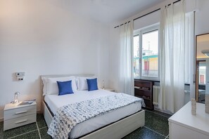 Apartamento, varanda, Vista para a cidade | Vista do quarto