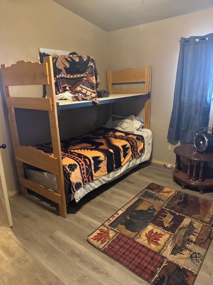 Charming 3-bedroom farmhouse in delightful Dove Creek with Swamp cooler ...