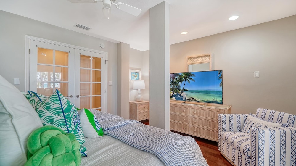 Tennis Beach Resort - Club Longboat - Longboat Key, FL