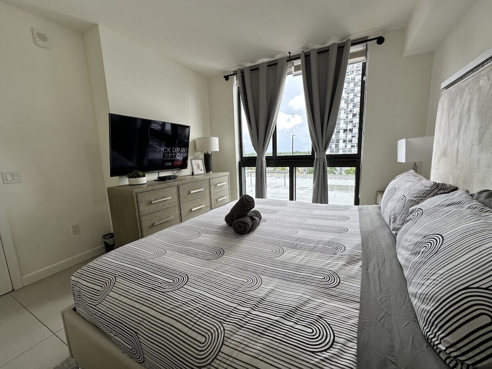 Resort Style Luxury Living In Doral, Miami - Hialeah, FL