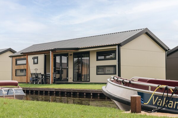 Nice And Cosy Chalet With Ac And Sloop - Giethoorn