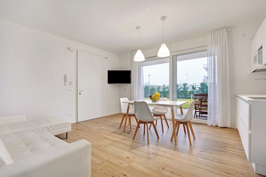 Apartment 'Deluxe 6' With Shared Garden, Wi-fi And Air Conditioning - Lido di Jesolo