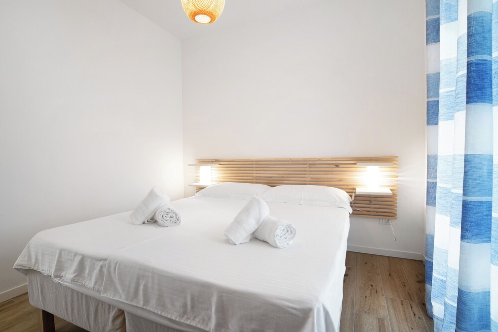 Ferienwohnung 'Deluxe 7' Mit Gemeinschaftsgarten, Wlan Und Klimaanlage - Jesolo