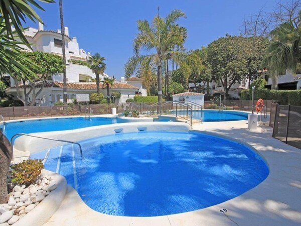 Coastal Getaway With Pool - Marbella