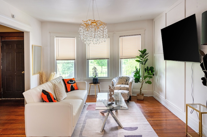 Niagara Riversideview Balcony Gameroom Wifi Free Parking King Bed Crib Sleep 9 - Fort Érié