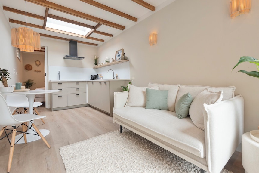 Beach House At C With Private Parking - Heemstede