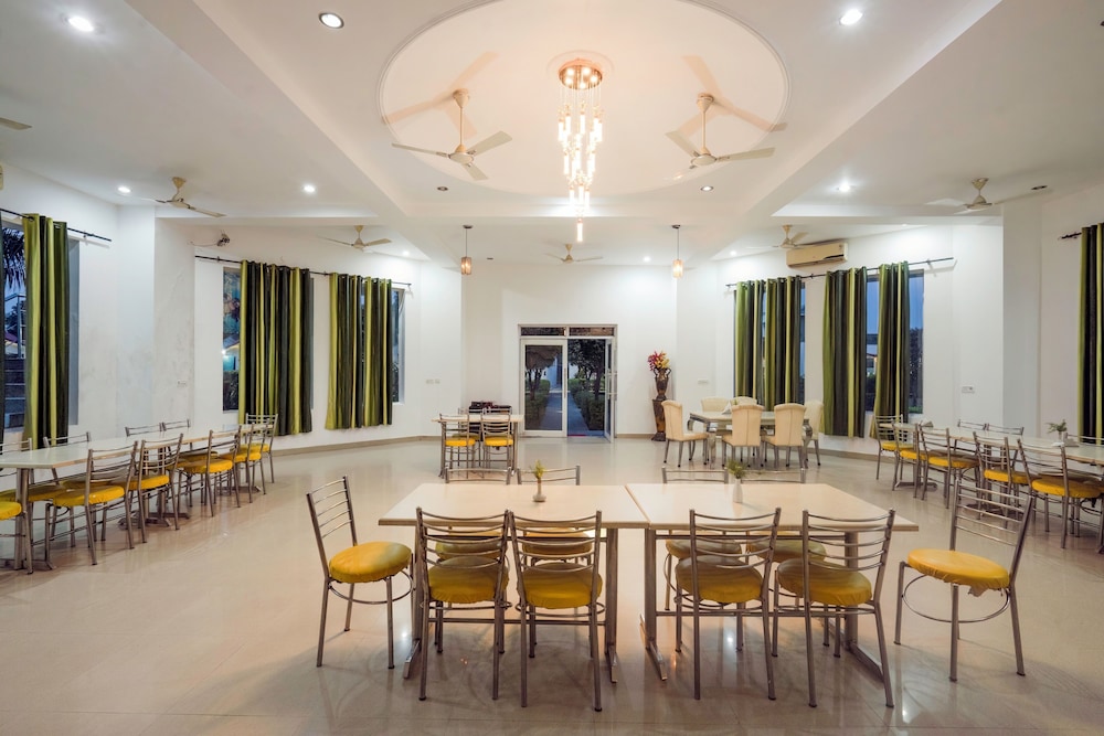 Corbett Holiday Forest Resort - Jim Corbett National Park