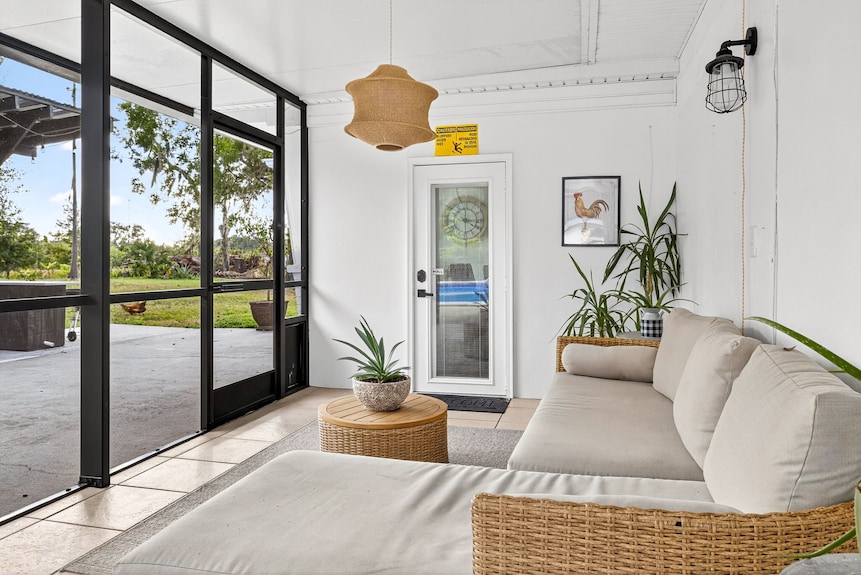 Callco Ranch Charming 3-bedroom+2 Bathroom Ranch In Nice Tampa With Ac, Wifi - Tampa, FL