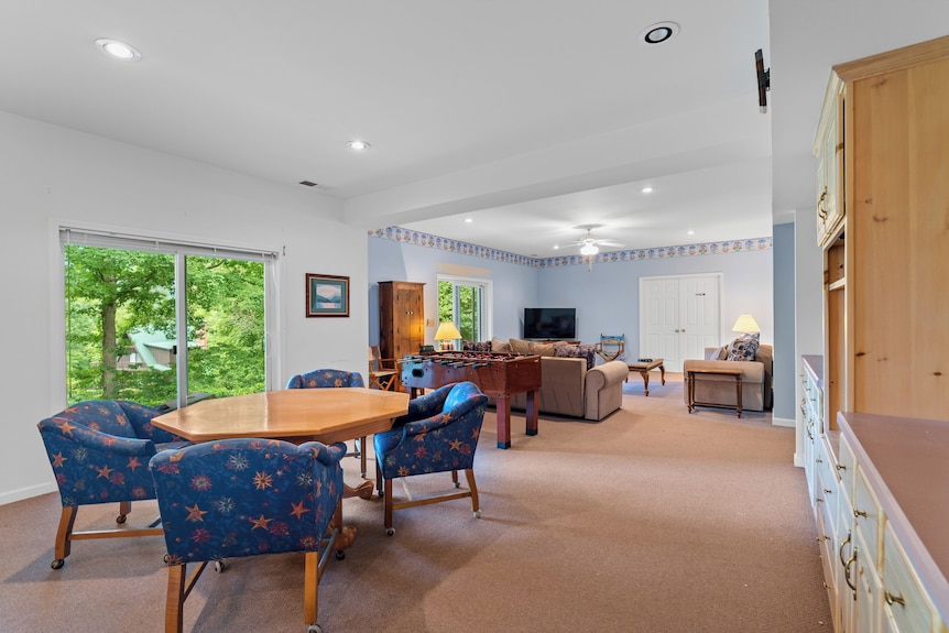 Above The Green - In Rumbling Bald Resort - Spacious 5br / 3.5ba - On The Golf Course - Lake Lure, NC