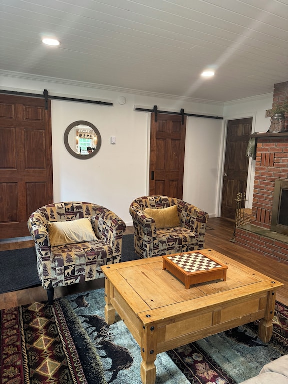 3 Bedroom Cabin In Chestertown With Hot Tub, Fireplace, Fire Pit, Wifi, And More - Adirondack, NY