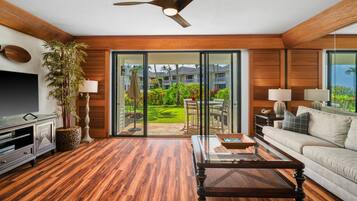 Casa geminada, 1 quarto | Área de estar | Smart TV