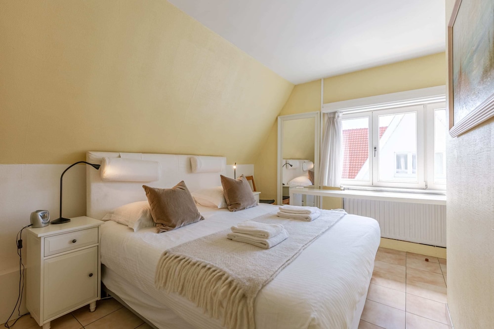 Huswell - Pleasant Apartment Near The Beach - De Haan