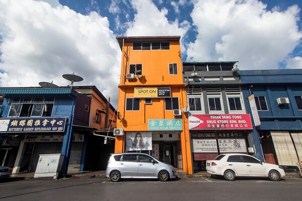 Hotel O Gold Star Hotel - Sibu