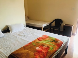 Quarto Duplo Deluxe | Wi-fi grátis, roupa de cama fornecida 
