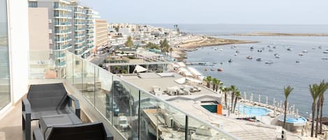 Apartamento | 2 quartos, secretária, internet de alta velocidade