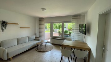 Condo standard | 1 quarto, Wi-Fi de cortesia, roupa de cama