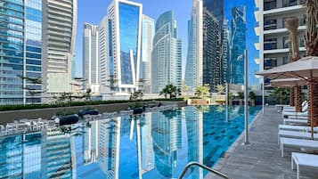 Piscina exterior