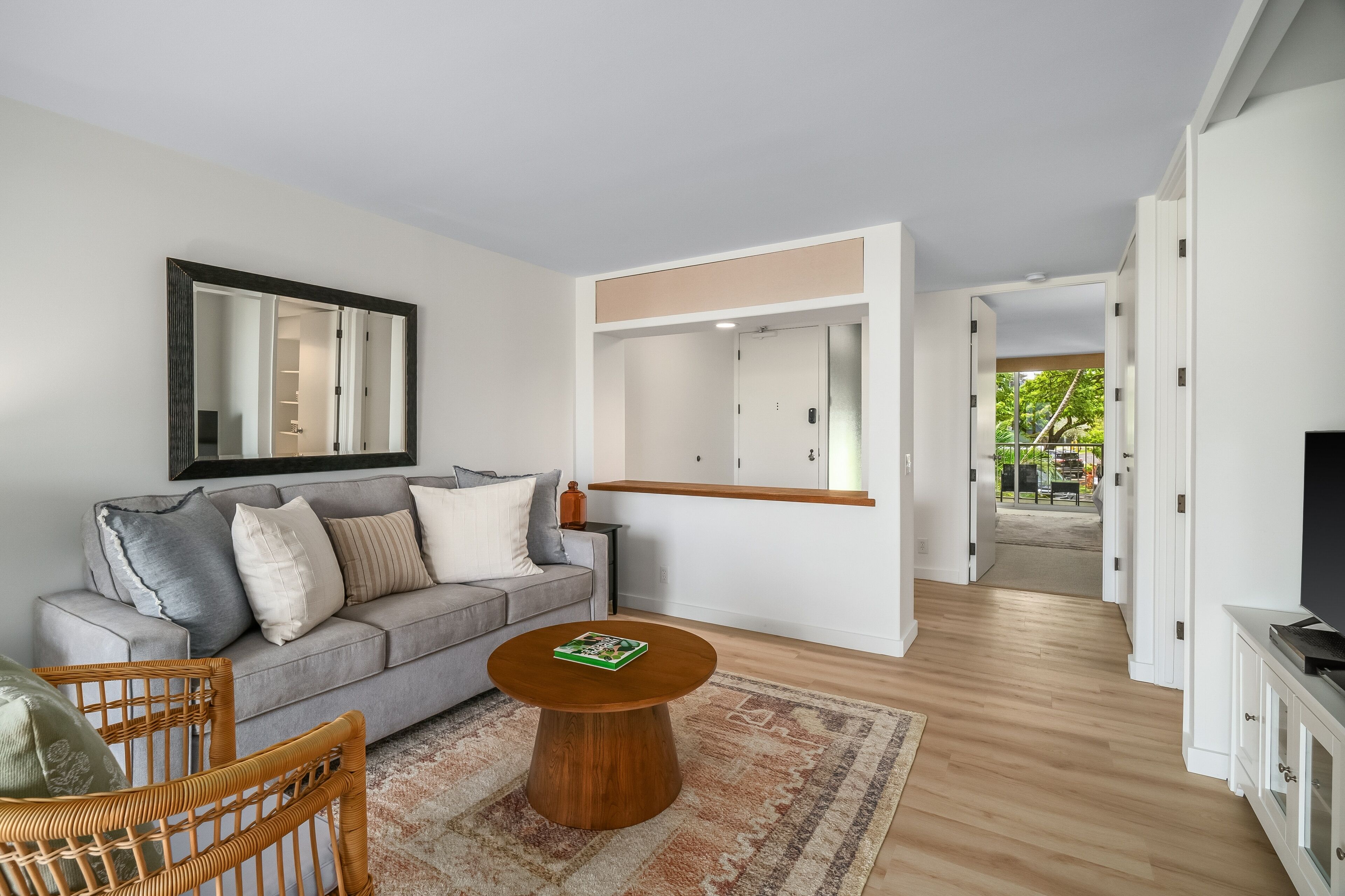 Condo, 1 quarto | Área de estar | Smart TV
