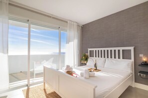 3 quartos, secretária adequada para computadores portáteis 