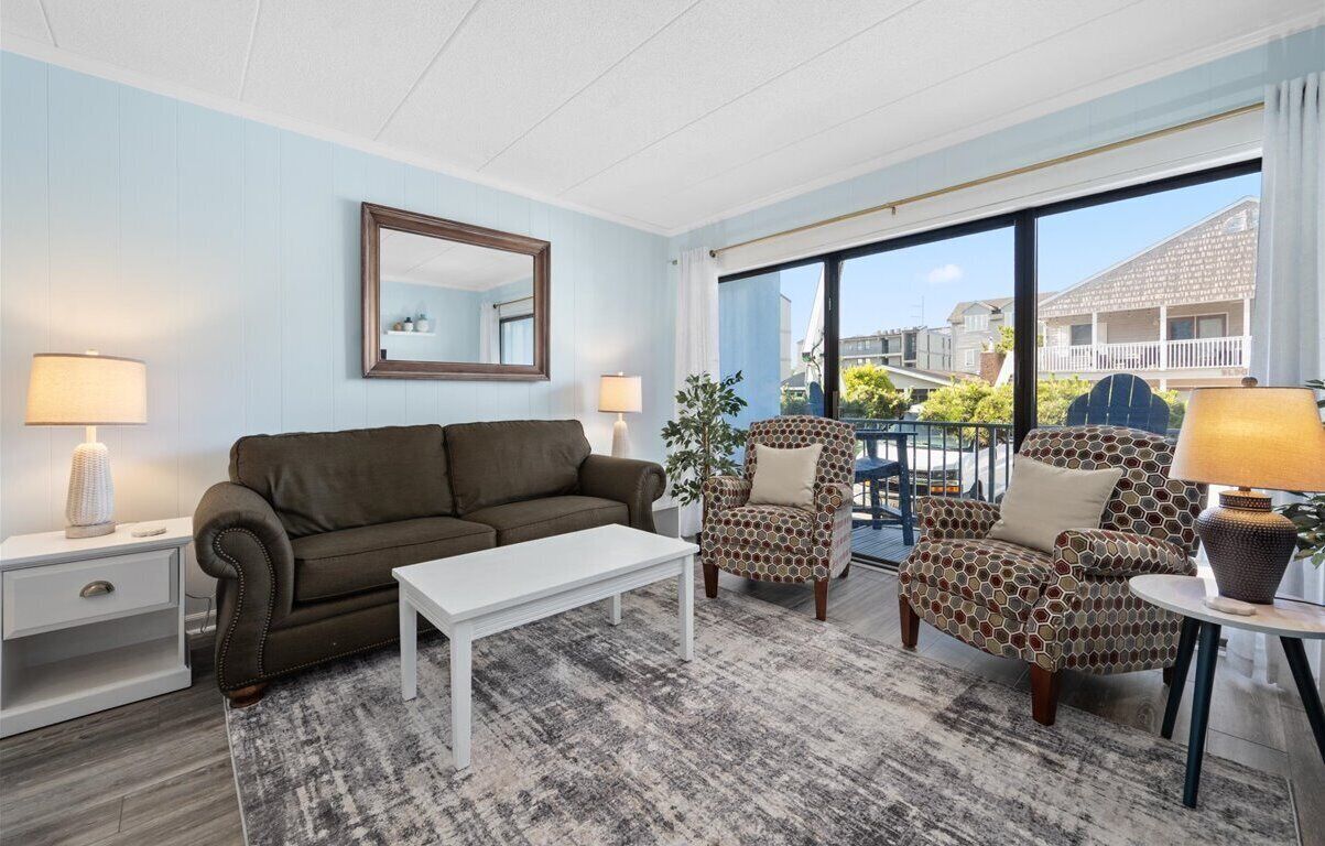 Just Listed 1 Br Ocean Block Unit - 2nd Unit Available In Building For Groups - Ocean City, MD