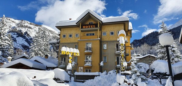 Hotel Bouton D'or - Courmayeur - Courmayeur