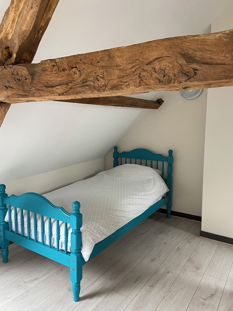 Charming 2-bedroom Cottage In Beautiful Rural Reffuveille, Normandy With Wifi - Manche