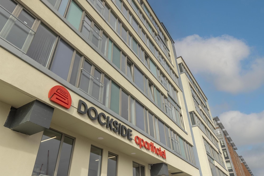 Dockside Aparthotel, Bw Signature Collection - Wirral