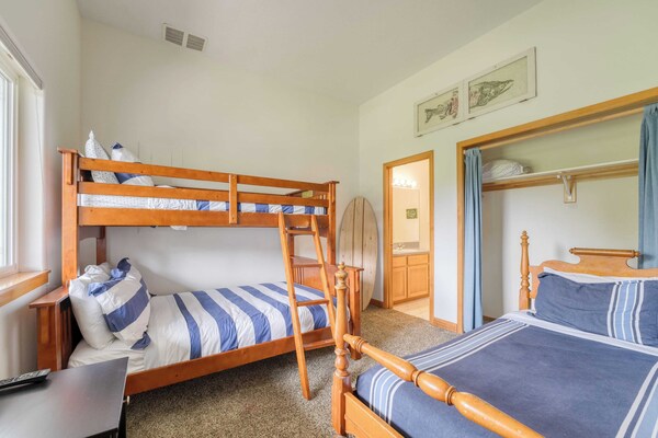 Bella Sol By Avantstay Ocean Views + Game Room - Cove Beach, OR