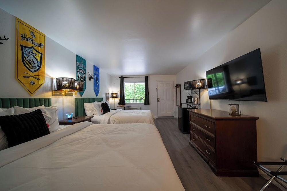 Step Into The Magic Room! - Eureka Springs, AR