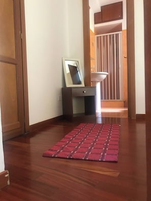 Apartamento, 1 quarto, Vista para a cidade | Casa de banho