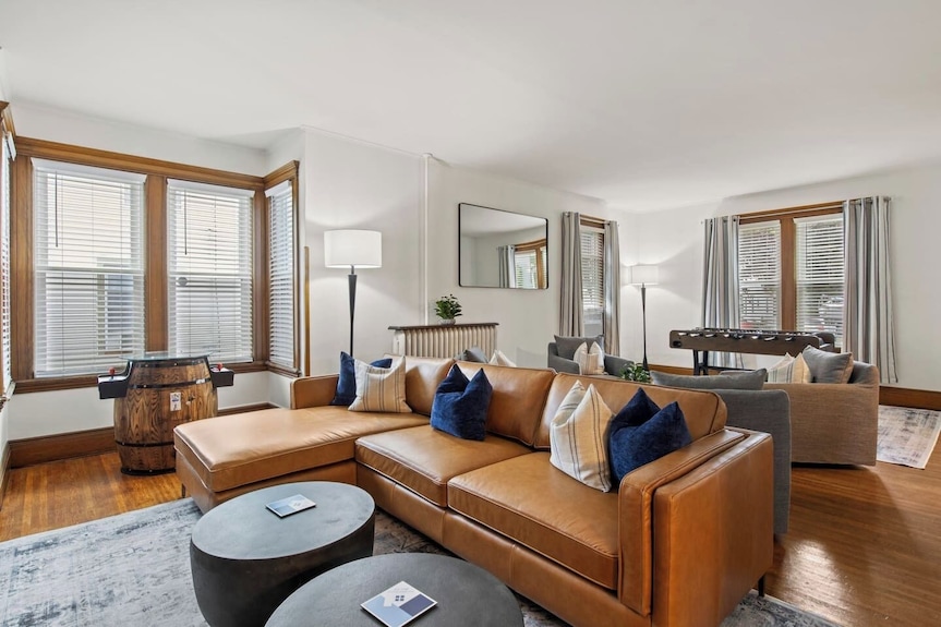 .5 Mi Geneva And Seneca Lake | Foosball/game Table - 세네카 호