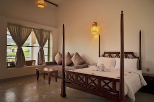 Lençóis de algodão egípcio, roupa de alta qualidade, cofre no quarto