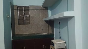Quarto Duplo Familiar | Cozinha privada | Utensílios de cozinha