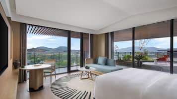 Suíte, 1 cama King, sacada, vista para o jardim