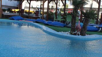 Piscina exterior