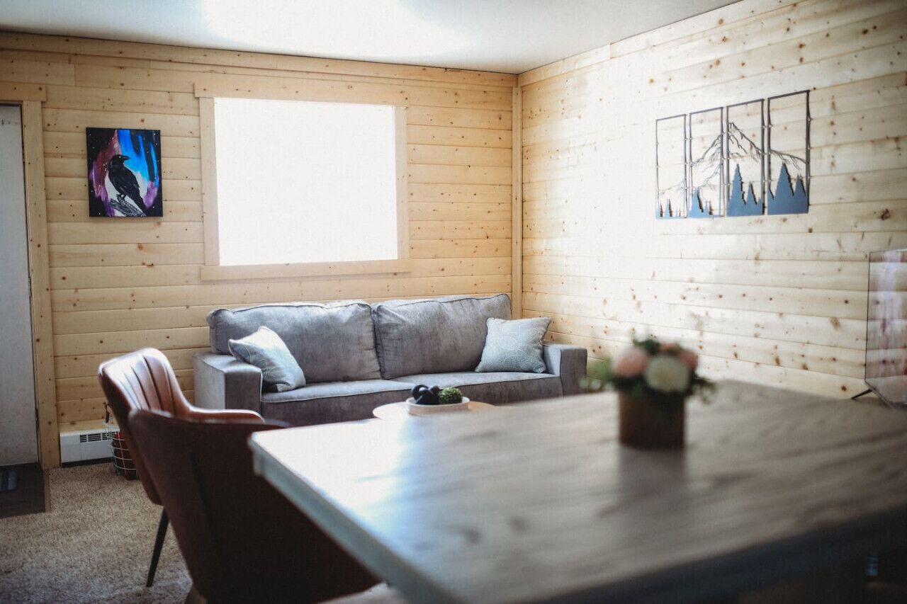 Raven's Pine Suite #6 Auroragetaway - Alaska