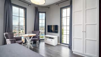 Smart TV de 40 de polegadas com canais digitais, Netflix, Hulu