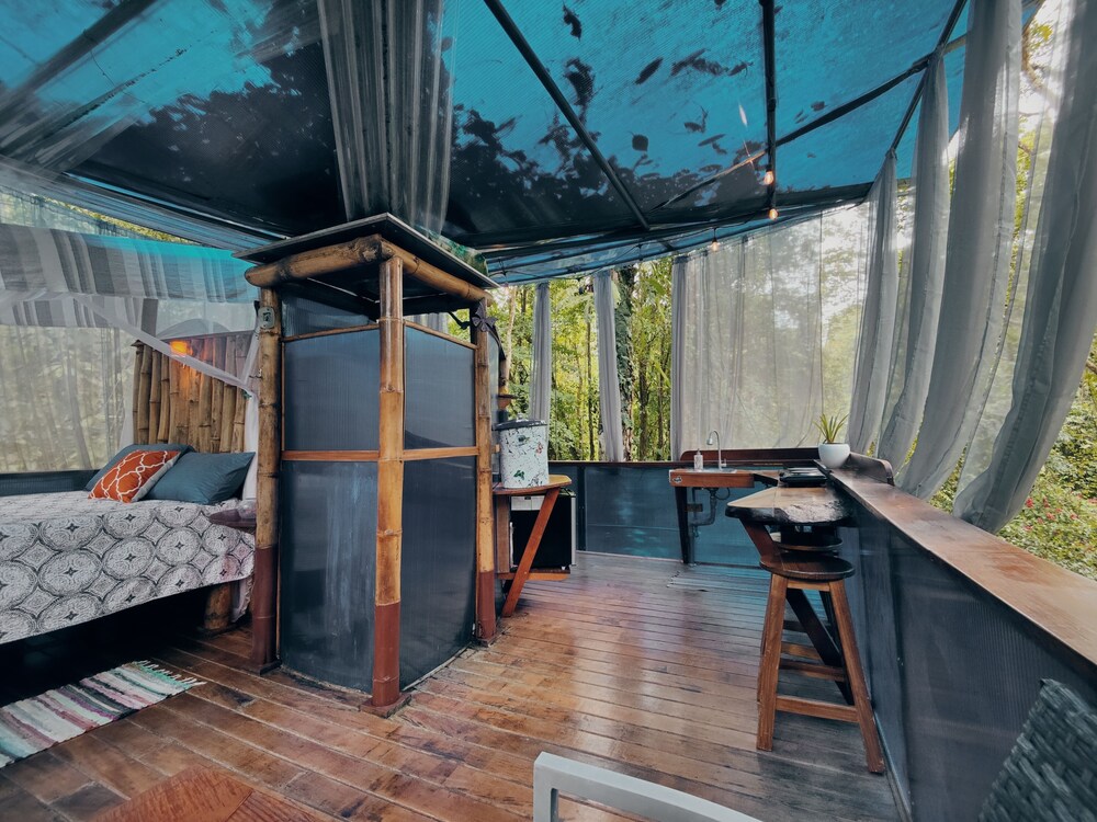 Morpho - adventurous Treehouse with amazing 360 view with pool and wifi ...