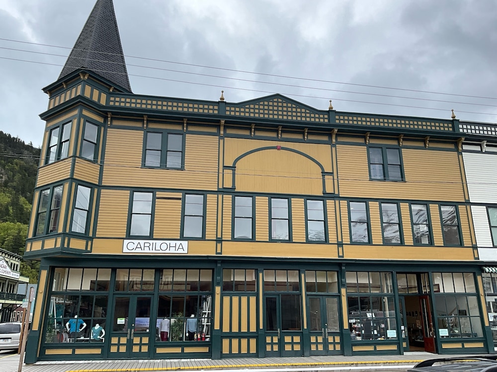 Pack Train Inn - Skagway, AK