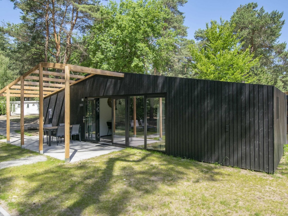 Modern Chalet With Wellness, In A Holiday Park At 12 Km. From Eindhoven - Limburg