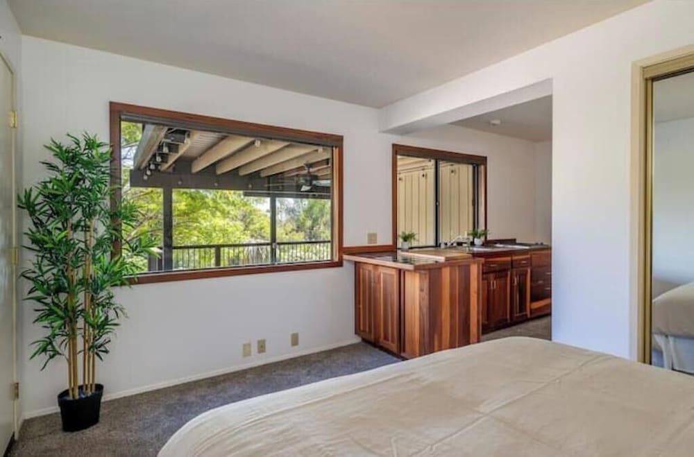 Family Fun Mountain Villa In San Diego Pool/jacuzzi, Water-slide, Pickleball - El Cajon, CA