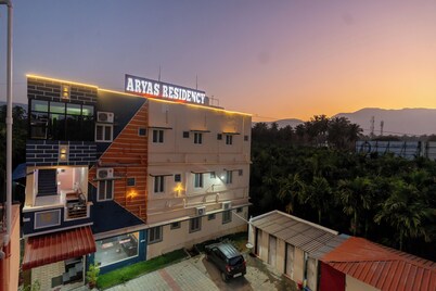 Aryas Residency