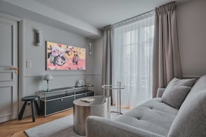 Apartamento Deluxe | Sala de estar