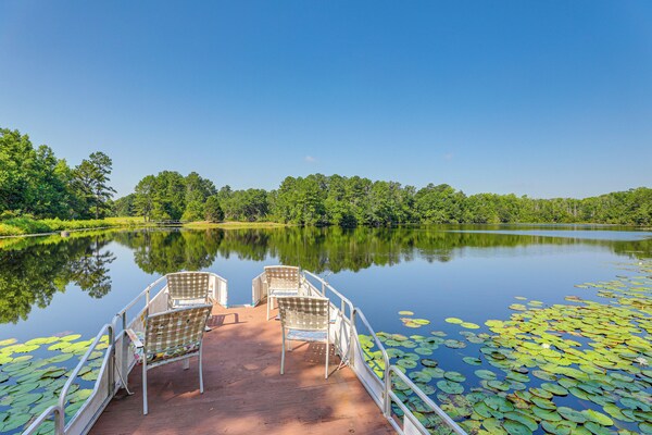 Pet-friendly Ehrhardt Home W/ Private Pond & Yard! - Lodge, SC