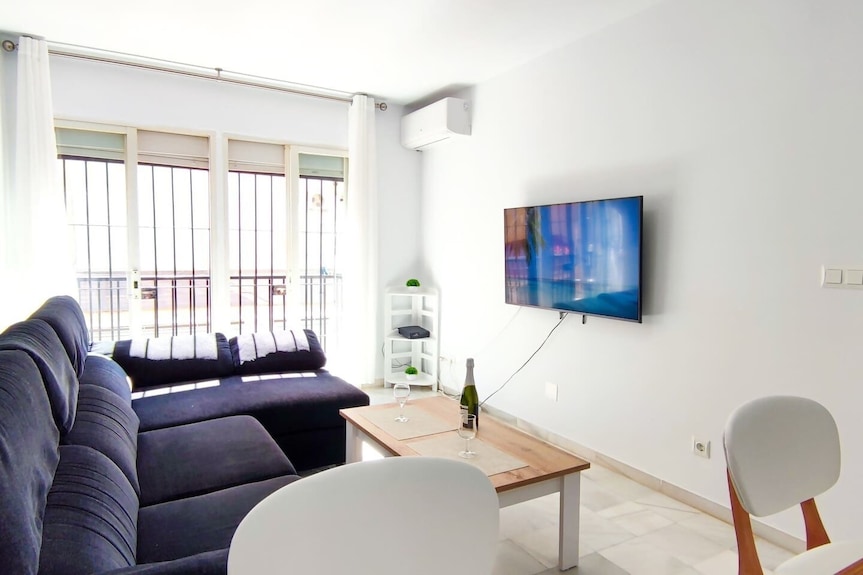 Fantástico Apartamento Totalmente Renovado - Vélez-Málaga